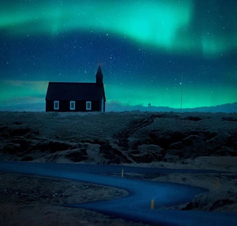 Jolabokaflod: The Icelandic Christmas Tradition of Book Giving - Magazine