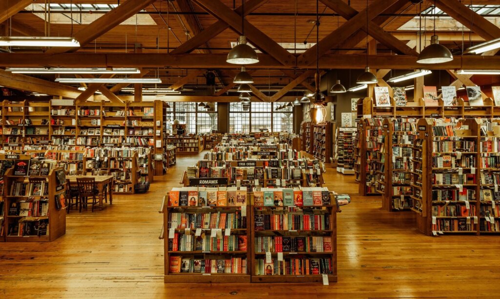 Top 10 Bookstores in Seattle, USA - Magazine