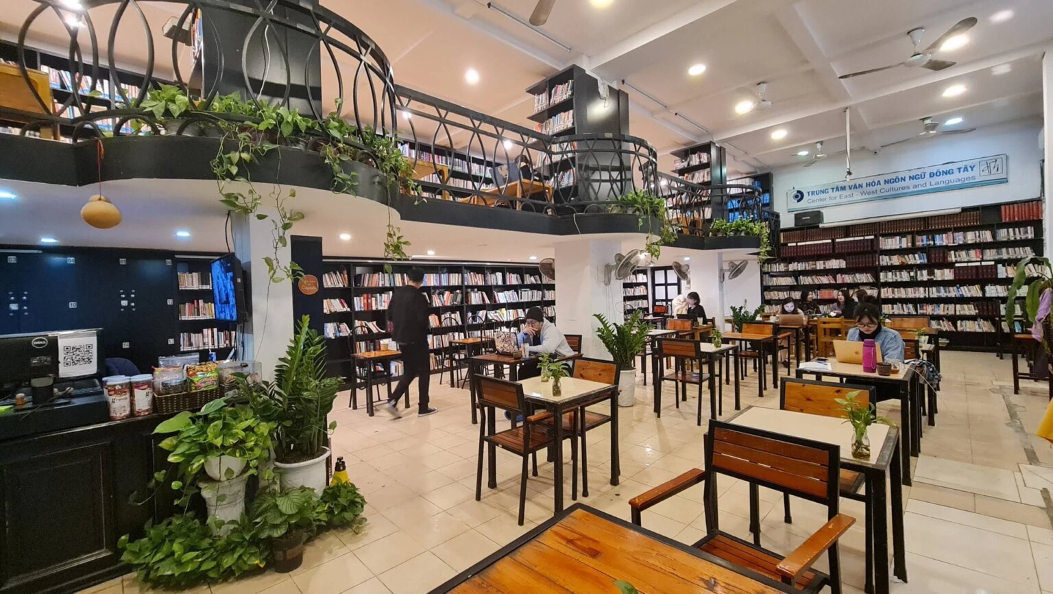 A Book Lover's Guide to Hanoi - Magazine