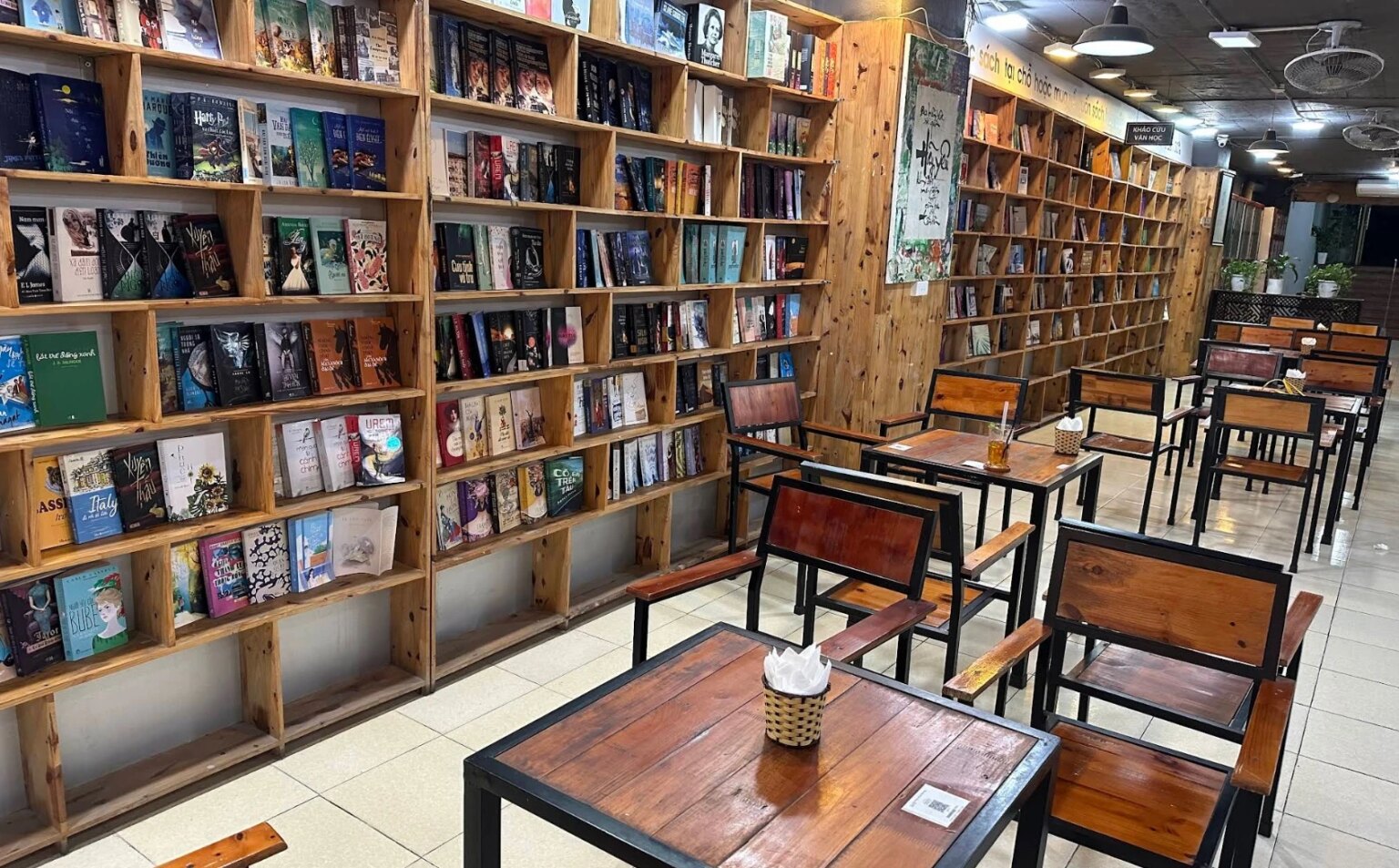 A Book Lover's Guide to Hanoi - Magazine