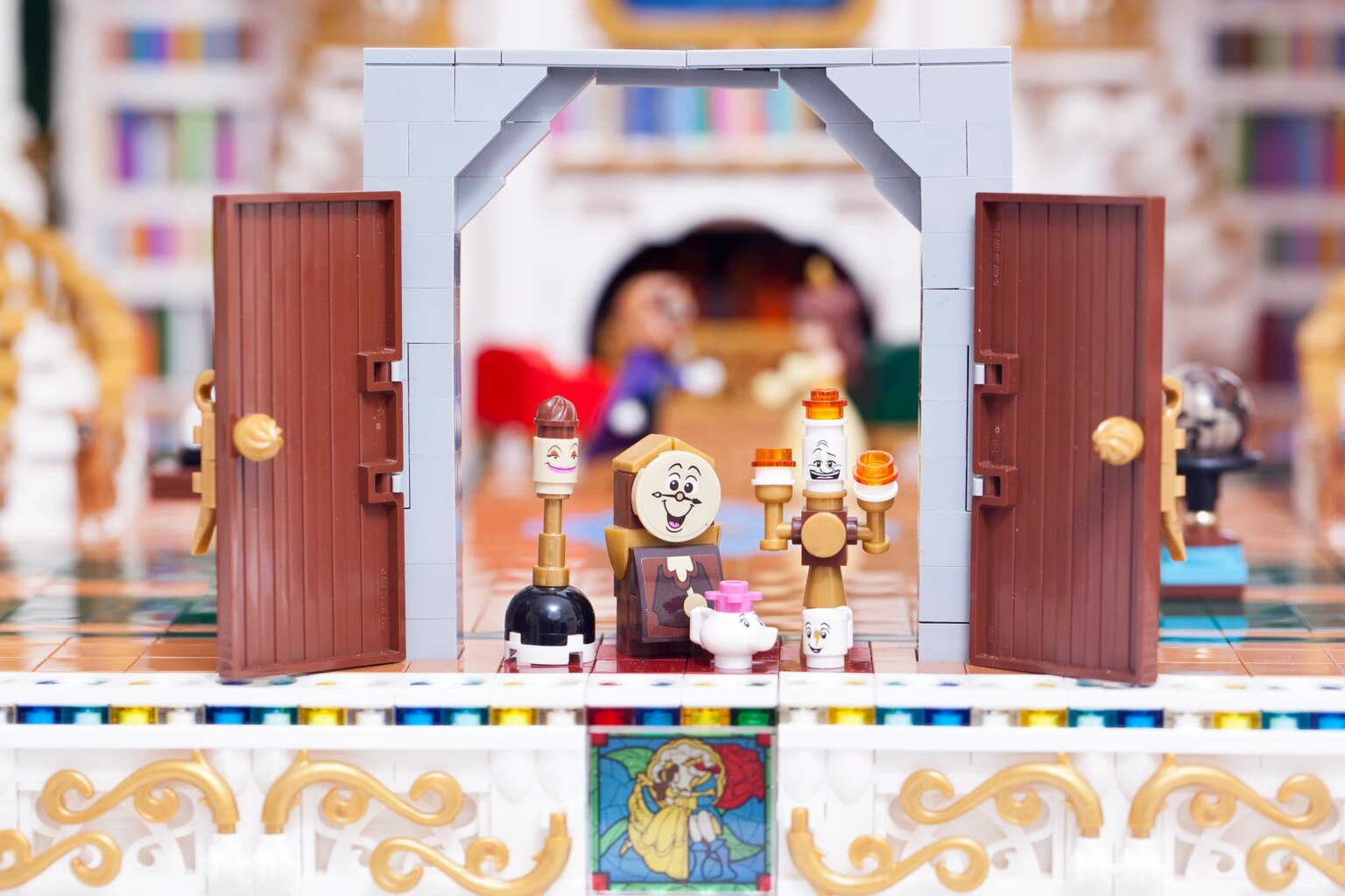 Someone Built the Library in Beauty and the Beast Using LEGO Bricks ...