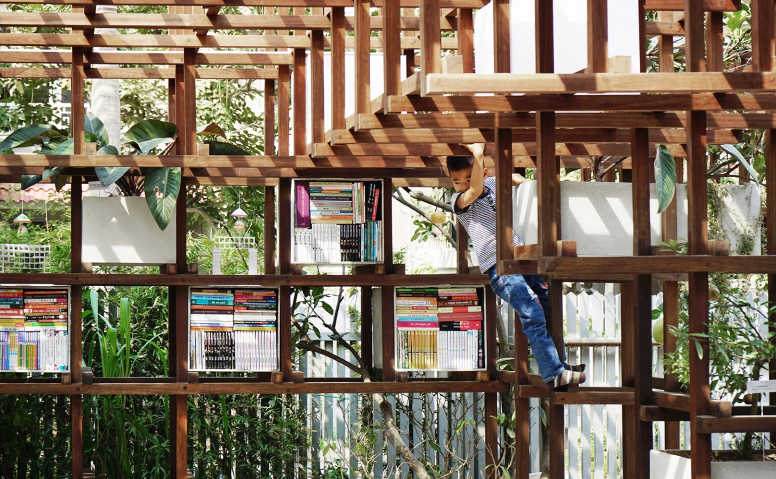 A Book Lover's Guide to Vietnam - Magazine